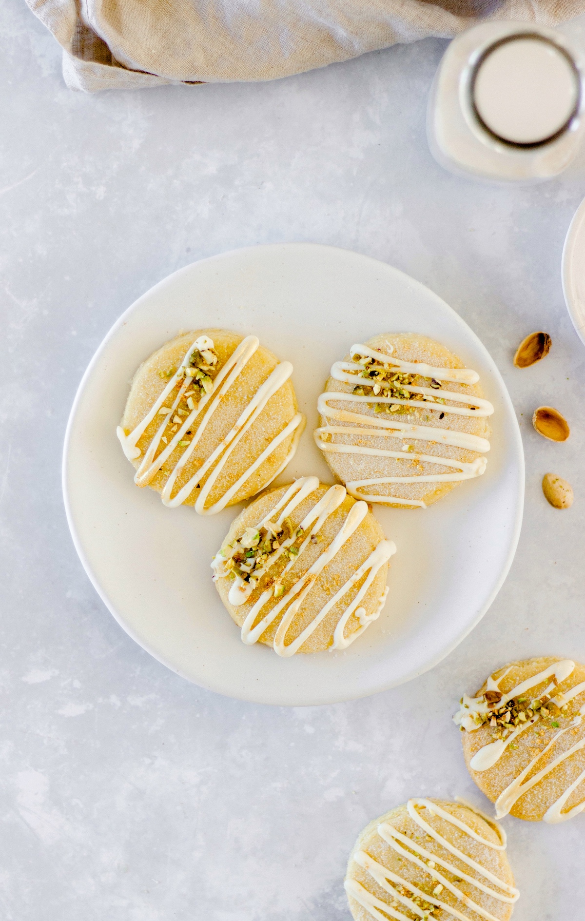 The Best Cut Out Sugar Cookies - Best Desserts