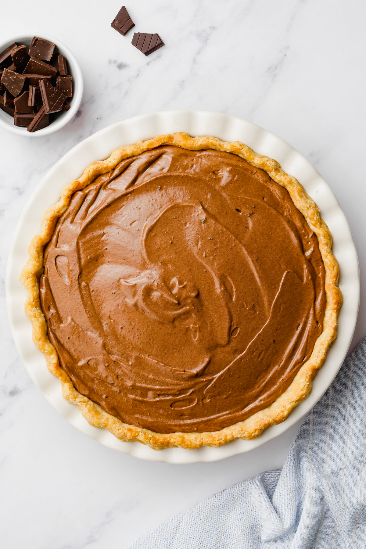 Easy Chocolate Pie Recipe - Best Desserts